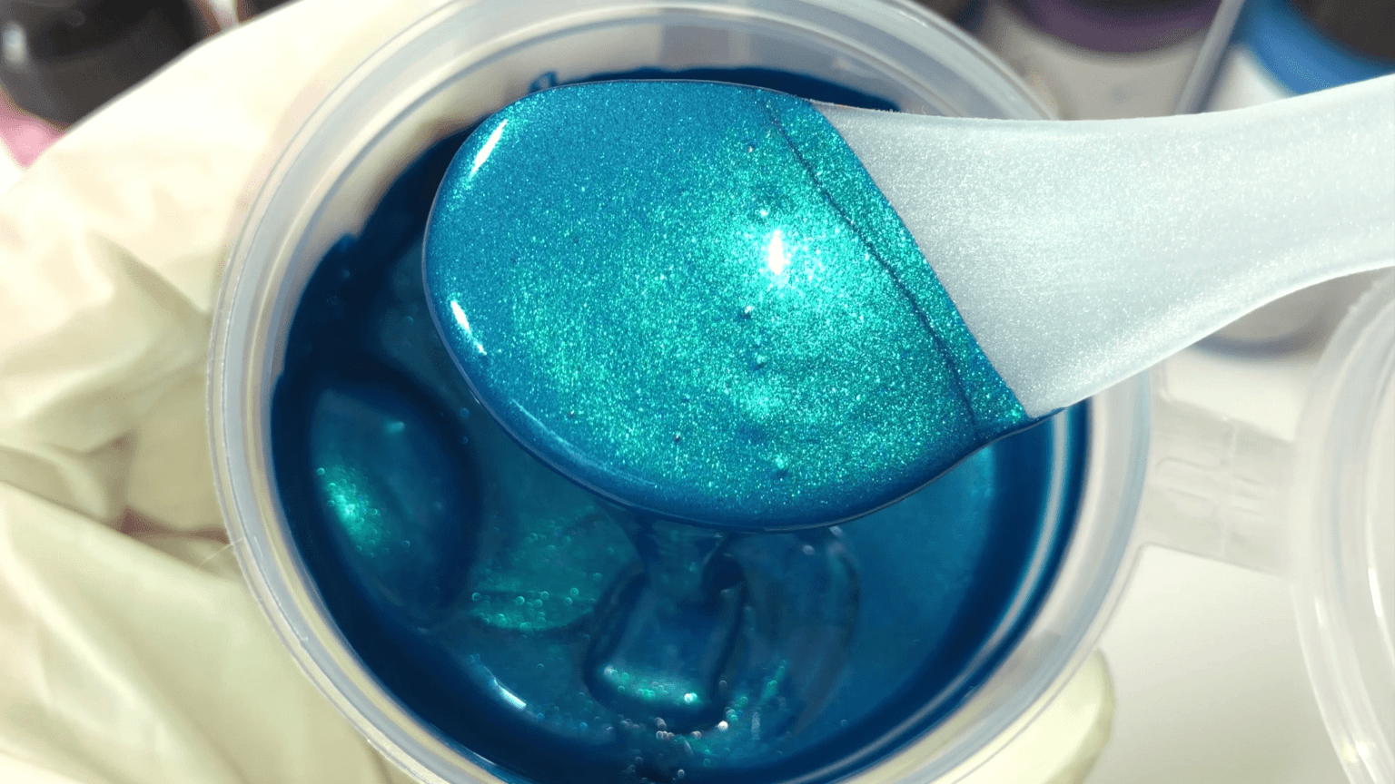 Prizm Pour - ColourArte