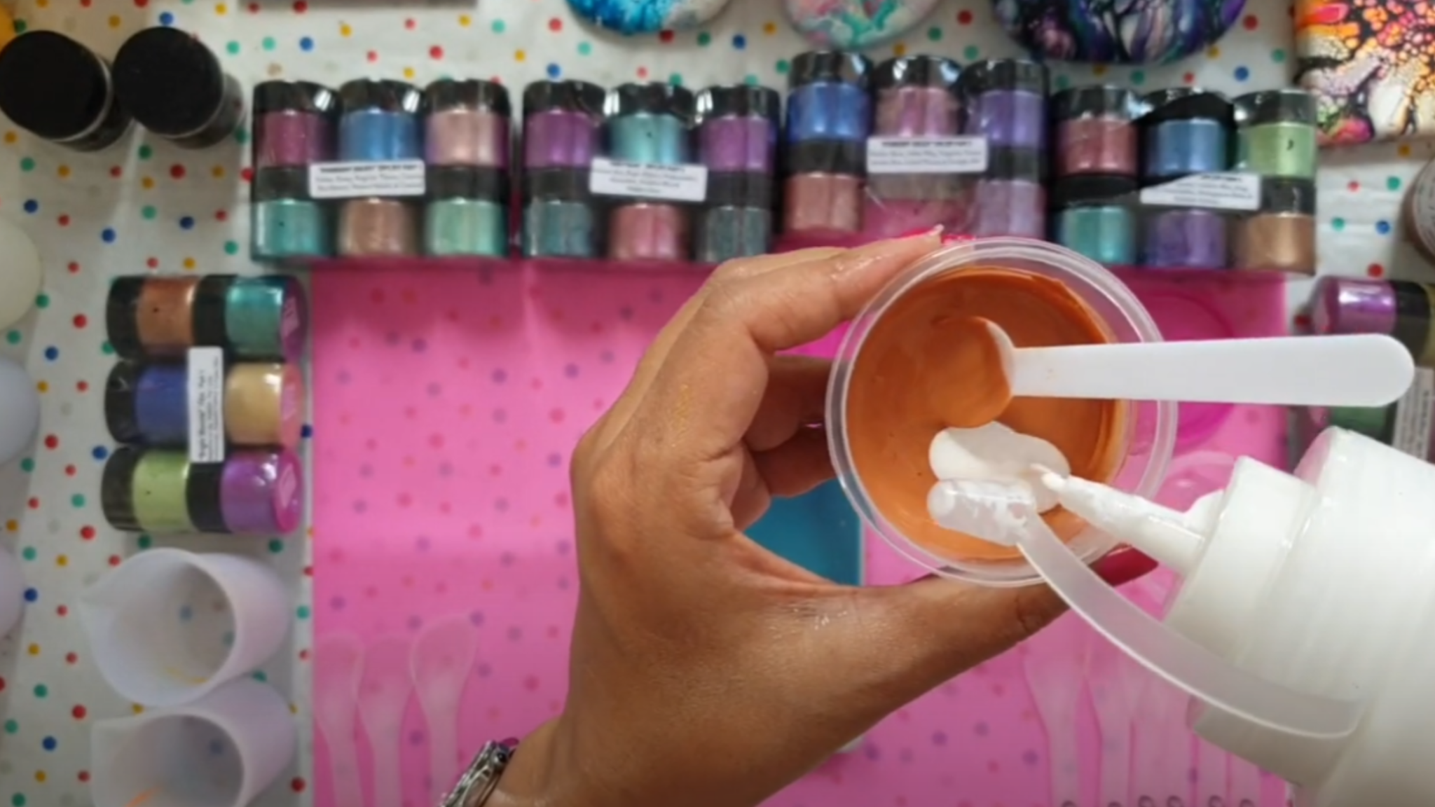 Exploring Fluid Art with ColourArte Pigments Captivating Sunflower Art ...